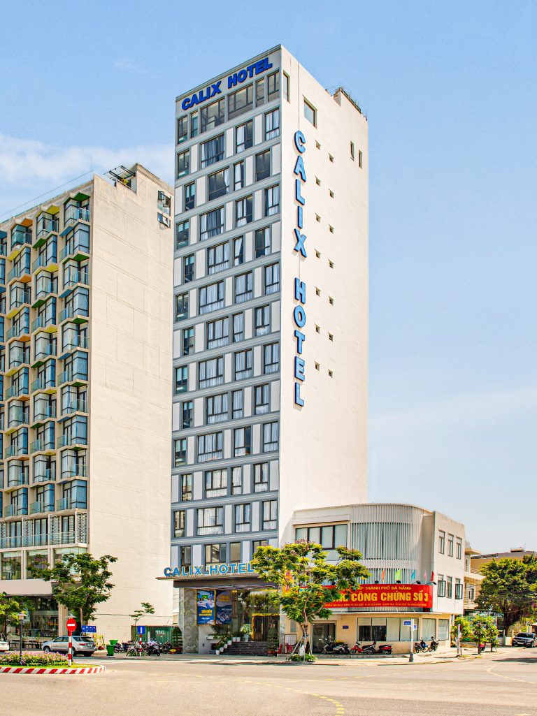 About us * Calix Hotel